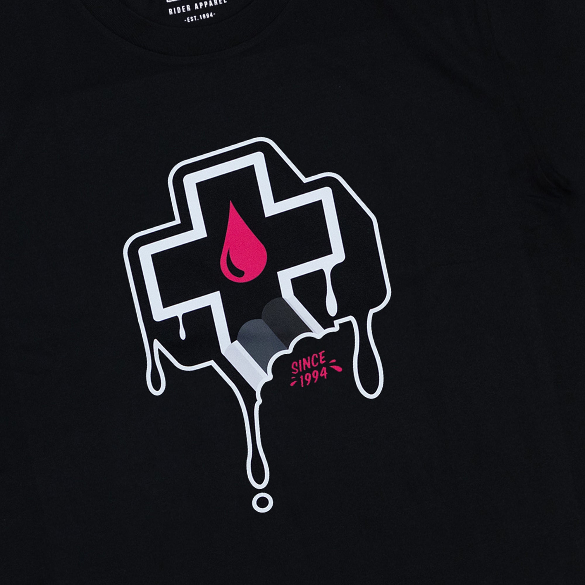 Cross Bite T-Shirt - Black | Apparel | | Muc-Off EU