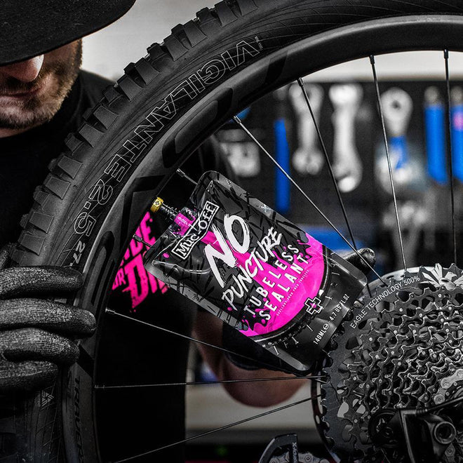 Tubeless Repair & Inflator Kits | Muc-Off EU